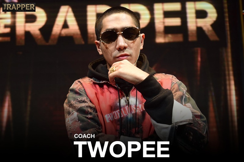 เมื่อ PD-โค้ช The Rapper ถอดแว่นดำ โชว์ความหล่อชัด ๆ มาดูกันว่าเป็นยังไง